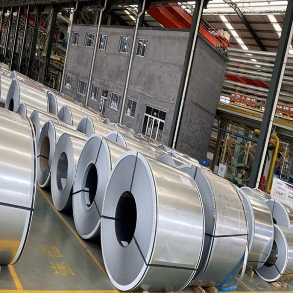Quality 0.5-1.0mm Thickness Hot Dipped Galvanized Steel Coil Strip Mid Hardness ±1% for sale