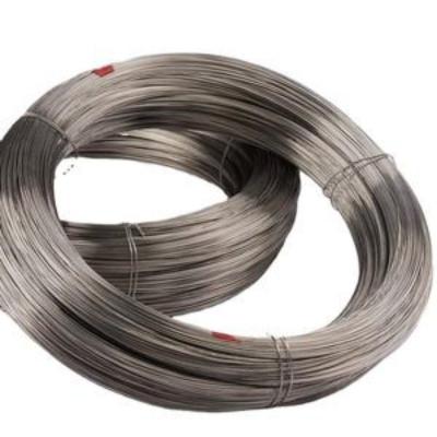 Cina High Carbon Steel Wire Rod 72b 5.5mm 6.5mm 8mm Hot Rolled for Nail Making SAE1080 in vendita