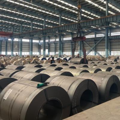 Cina 12m Length ASTM Q335b Q345 Hot DIP 2b Carbon Steel Coil for Manufacturing Materials in vendita