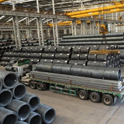 Cina Barre di acciaio a filo 5.5 6.5 10 12 mm Q195 Q235 con resistenza alla trazione 900-2200Mpa in vendita