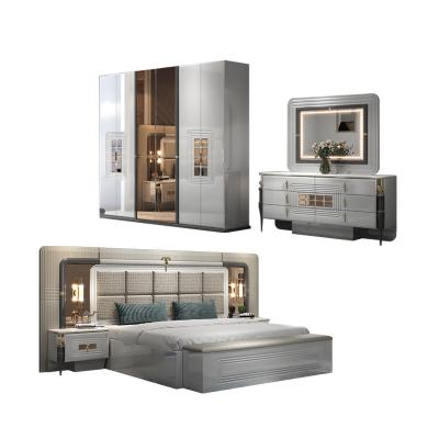 China Hoogwaardig modern dubbel houten frame king size bed Hout verlicht hoofdbord Meesterkamer Luxe Volledige slaapkamer meubelset Te koop
