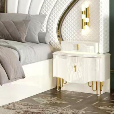Cina OEM all'ingrosso Bianco Reale di lusso Doppio letto King Size Camera padronale Moderna Casa Cornice di legno Set di mobili per camera da letto completa in vendita