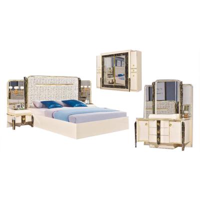 Cina Stile di lusso leggero di legno operato degli insiemi di camera da letto del ODM Cabrini dell'OEM in vendita