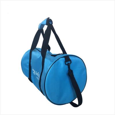 Cina Borsa da viaggio in nylon a forma rotonda con cintura articoli sportivi in vendita
