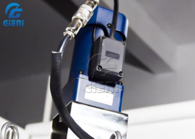 China Bocal cosmético da máquina de enchimento do pó de 3KW 30PCS/Min 2-14ml único à venda