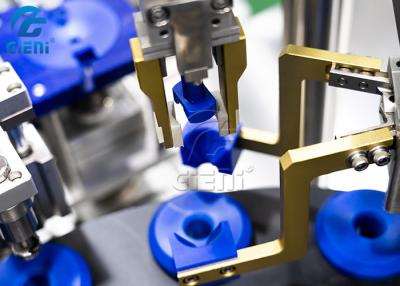 Cina Tipo rotatorio automatico completo mascara cosmetica di lucentezza del labbro che fa macchina in vendita