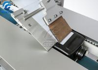 China SUS304 Automatic Round Bottle Two Side Labeling Machine Side Editing for sale