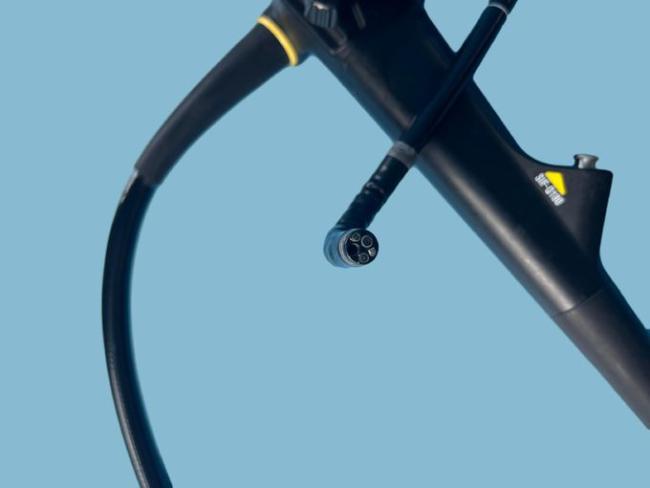 SIF-Q180 High Definition Video Flexible Enteroscope In Good Condition 0