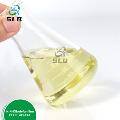 China Água líquida de óleo de combustível amarelo claro ou marrom-vermelho Aditivos de óleo de combustível aumentam a eficiência e o desempenho à venda