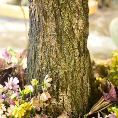 China 2m Artificial Landscape Trees Large Ficus C Style Custom Height Exibition Hall Foliage Tree for sale