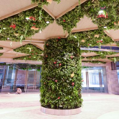 Cina Decorazione artificiale ignifuga del centro commerciale della pianta della colonna degli alberi del paesaggio in vendita