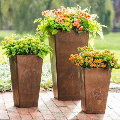 China 40cm Height Fiberglass Artificial Plant Pot For Garden Decoration for sale