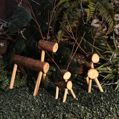 Cina Decorazioni da tavolino di legno solide del salone di alloggio presso famiglie dei cervi degli accessori su ordinazione creativi della casa in vendita