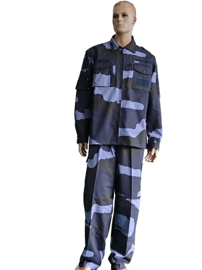 Military uniform in tactical environment