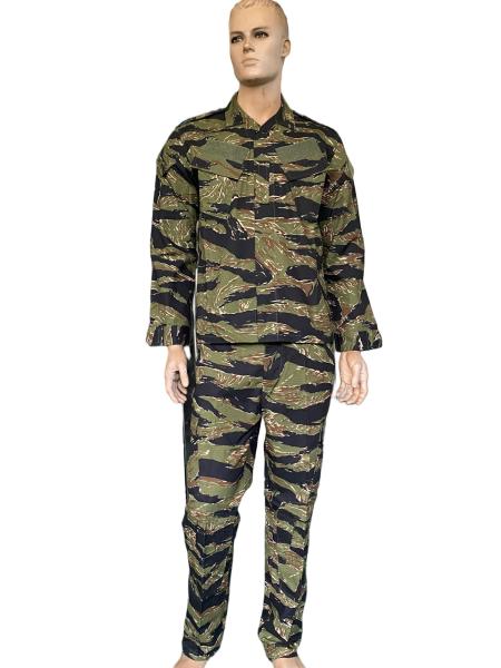Quality Outdoor Training Camouflage ACU Military Uniform Set Formal Style Soft Polyester Cotton for sale