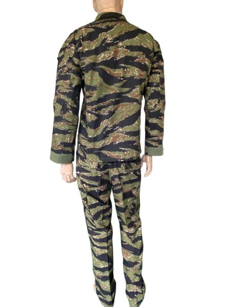 Quality Outdoor Training Camouflage ACU Military Uniform Set Formal Style Soft Polyester for sale