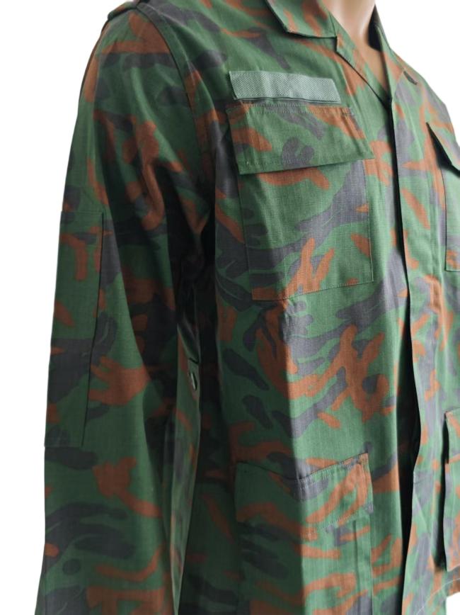 Detail view of arm pockets on tactical uniform