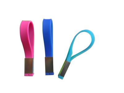 Cina Silicone su ordinazione dei driver dell'USB Flash di nuovo polsino del braccialetto in vendita