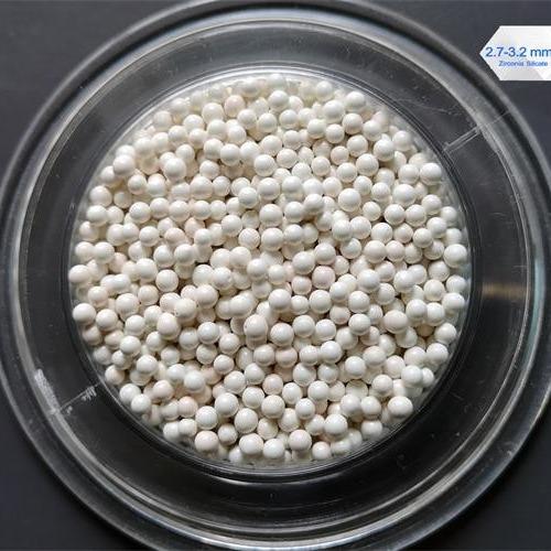 Quality Milky White Zirconium Silicate Beads Durable Surface Media Ores / Minerals Grinding Dispersion for sale