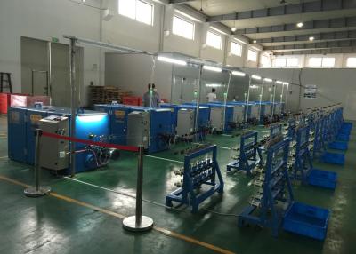 Cina il filo di rame di 0.03mm che torce le zone della macchina 24 raddoppia la torsione Buncher in vendita