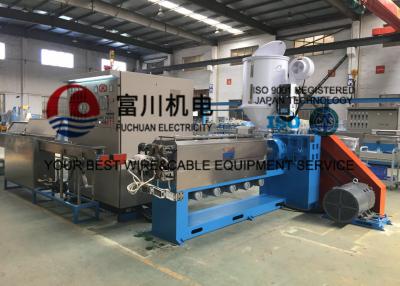China De Machine van de kabeluitdrijving voor F40-Plastiek dat met Gebeëindigde In de schede gestoken Dia 616mm uitdrijft Te koop