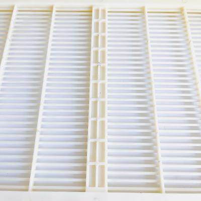 Cina Partition Board Horizontal Beehive Grid White Plastic Queen Excluder in vendita