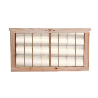 Cina 49 X 26CM Bee Keeping Tools CE Wooden Vertical Beehive Board Partition Grid in vendita