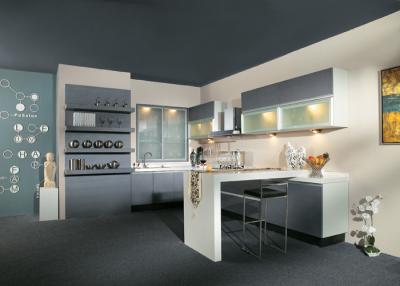 China Waterproof  Interior PVC Kitchen Cabinets With Granite Countertops L Shaped for sale