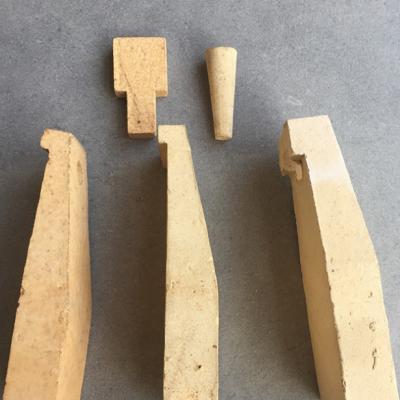 China high temperature high alumina hook brick for sale