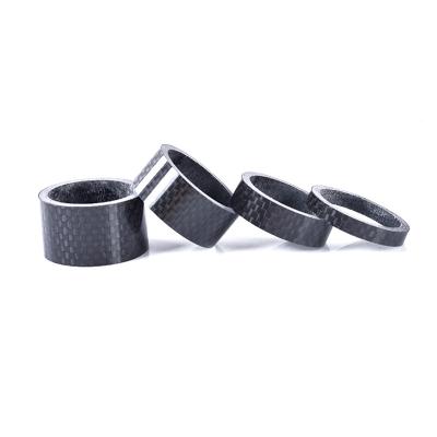 Cina i distanziatori 3K della cuffia avricolare della fibra del carbonio di 28.6mm tessono i distanziatori del gambo della bicicletta in vendita