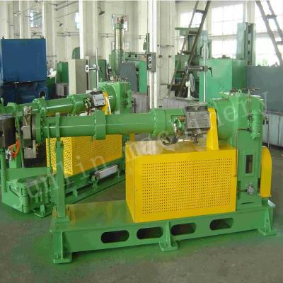 China PLC Controlled Silicone Rubber Extruder Machine For Industrial Use for sale