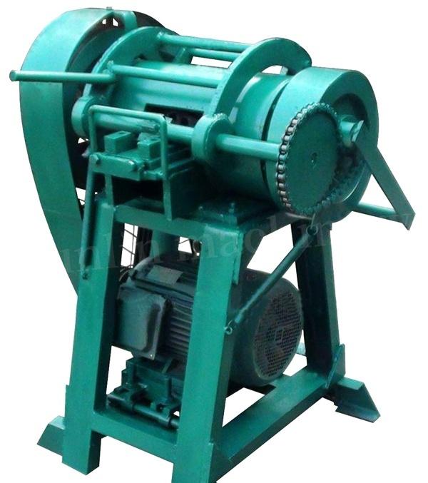 Waste Tire Block Cutting Machine side view