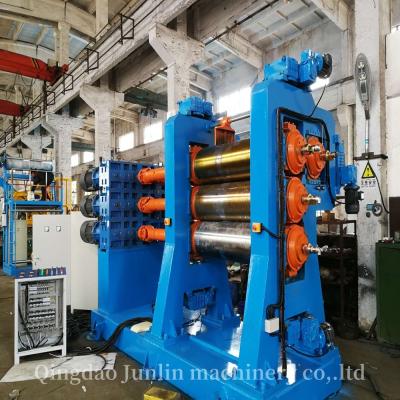 Cina 2/3/4 Calandratrice di gomma a rotoli per pneumatici e nastro trasportatore 220V/380V in vendita
