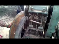 5.5kW Waste Tire Strip Cutting Machine / Tyre Strip Cutter Customized Voltage