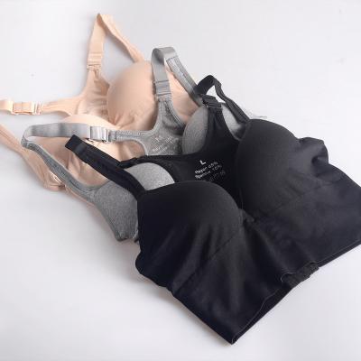 China 3D Yoga seamless bra adjustable straps sport bra without steel ring for sale