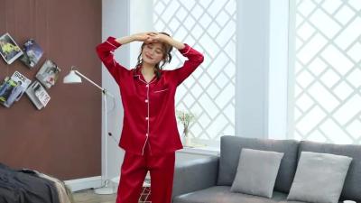 China Spring Autumn Winter Two-piece Long Sleeves Loungwear Set Nighty Comfortable Button Down Women Pajamas Sleepwear With Pocket for sale