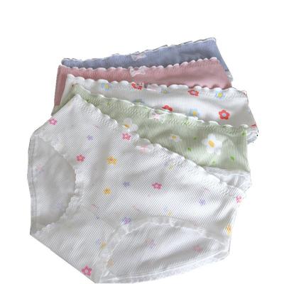 China Cute printed cartoon underwear girls shorts breathable underpants cotton moda for sale