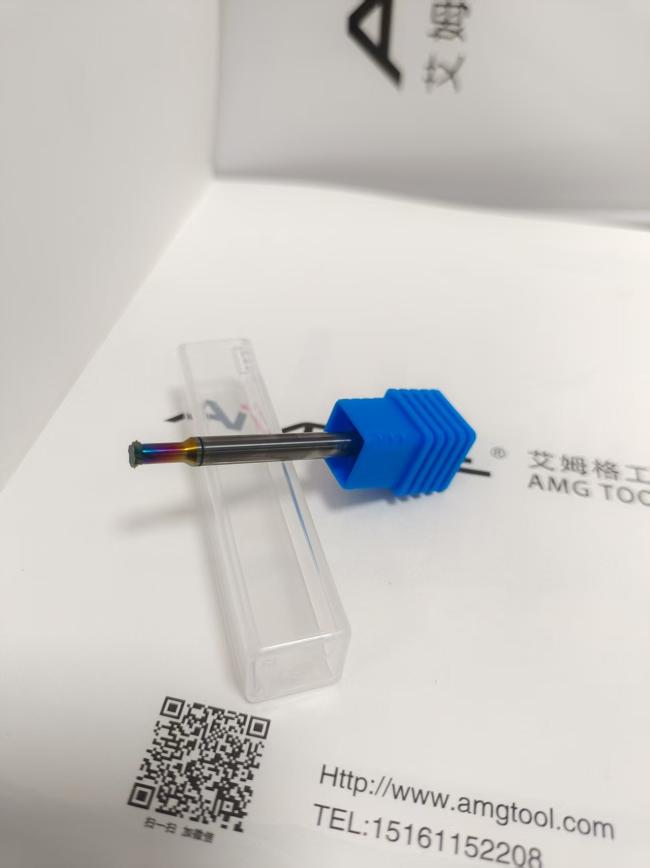 Custom 4 Flutes Thread Milling Cutter with Rainbow Coating