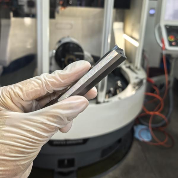 Quality Internal Coolant Solid Carbide Drill Bit Straight Flute Drill Wear Resistant for sale