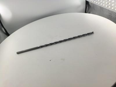 Cina Punta per trapano a fondo piatto in carburo solido ad alta pulizia, diametro 12 mm, refrigerante interno in vendita