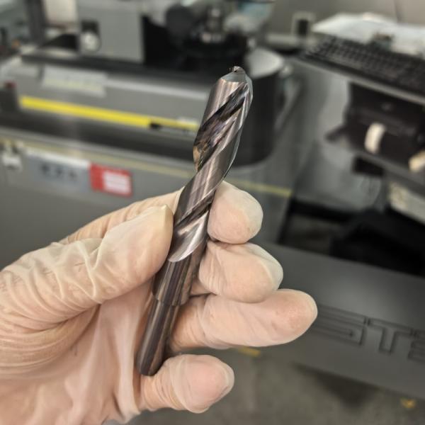 Quality Precision Solid Carbide Twist Drill Bits Coolant Through Twist Drills For Alloy for sale