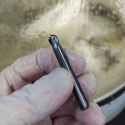 中国 高精度ボールノースエンドミール 優れた表面仕上げと安定性 販売のため