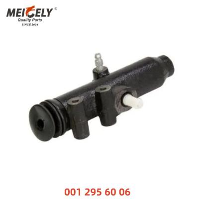 中国 鋳鉄クラッチポンプバルブ OEM 0012956006 マスターシリンダー 0022950407 FOTON用 販売のため