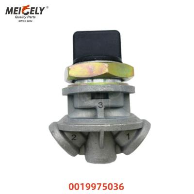 中国 トラック部品 0019975036 空気ブレーキシステム 回転ボタンバルブ制御バルブ 4630360000 販売のため