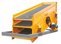 China Construction Sand Coal Vibrating Screening Machine 700 - 900r/Min for sale
