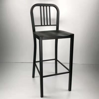 China Coffee Shop Counter Metal Stools Red Metal Bar Stools For Outside for sale