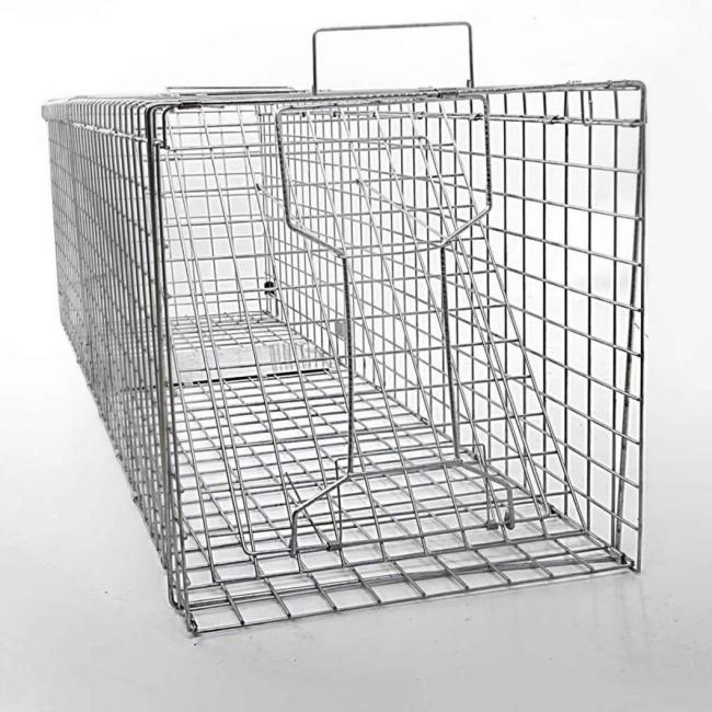 Large One Door Catch Release Heavy Duty Cage Live Animal Trap for Gophers / Oppossums Groundhogs Beavers