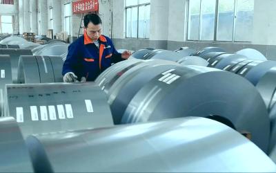 Cina Silicon Steel No Oriented Ei Transformer EI CORE Cold Rolled Non-oriented Silicon Steel ei lamination sizes in vendita
