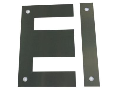 Cina Laminazioni E-I del trasformatore del centro d'acciaio della laminazione del silicio di EI 162 5MM 4 fori in vendita