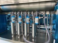 China Automatic Liquid Filling Machine 500KG Output 1000-5000 BPH for sale